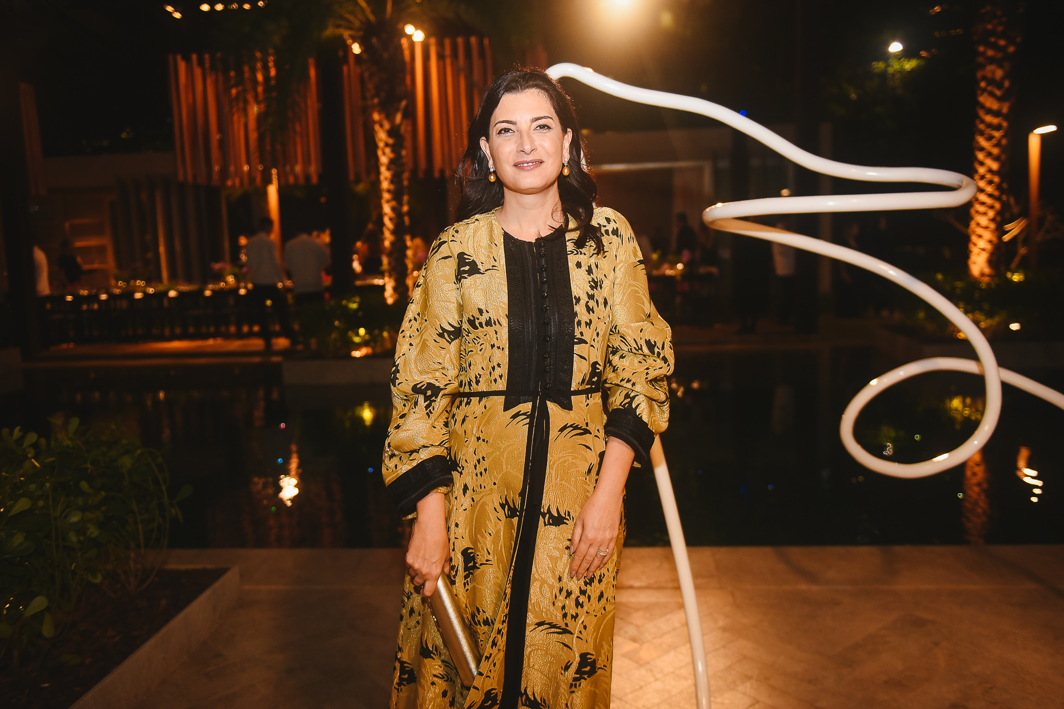 Tania Derani 1 - VERSATILLE